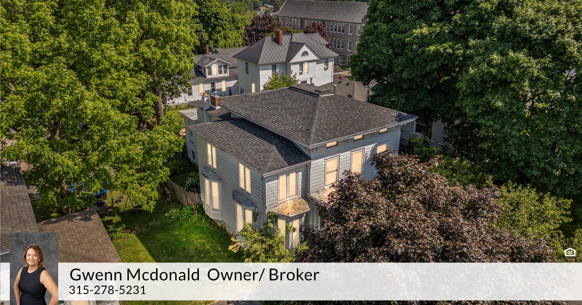 51 E Mohawk St, Oswego, NY 13126